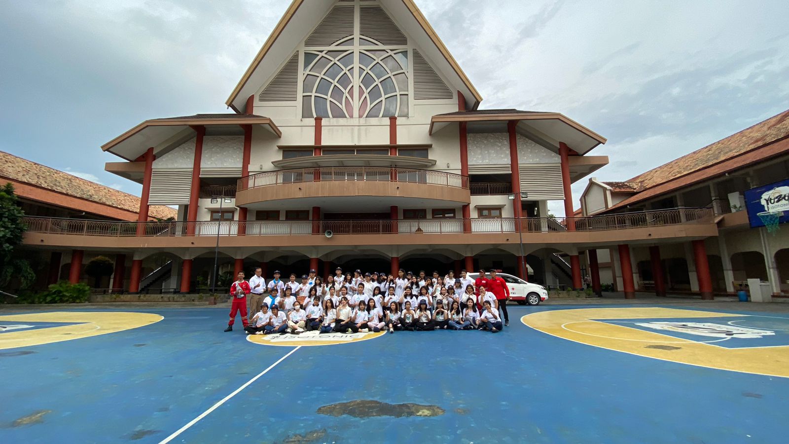 Beranda - SMP Maria Mediatrix